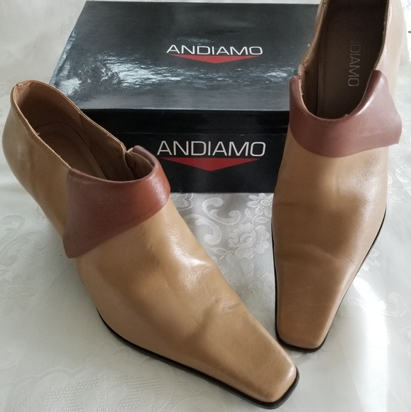 Andiamo | Shoes | Andiamo 2 Tone Leather Booties Sz 8m | Poshmark
